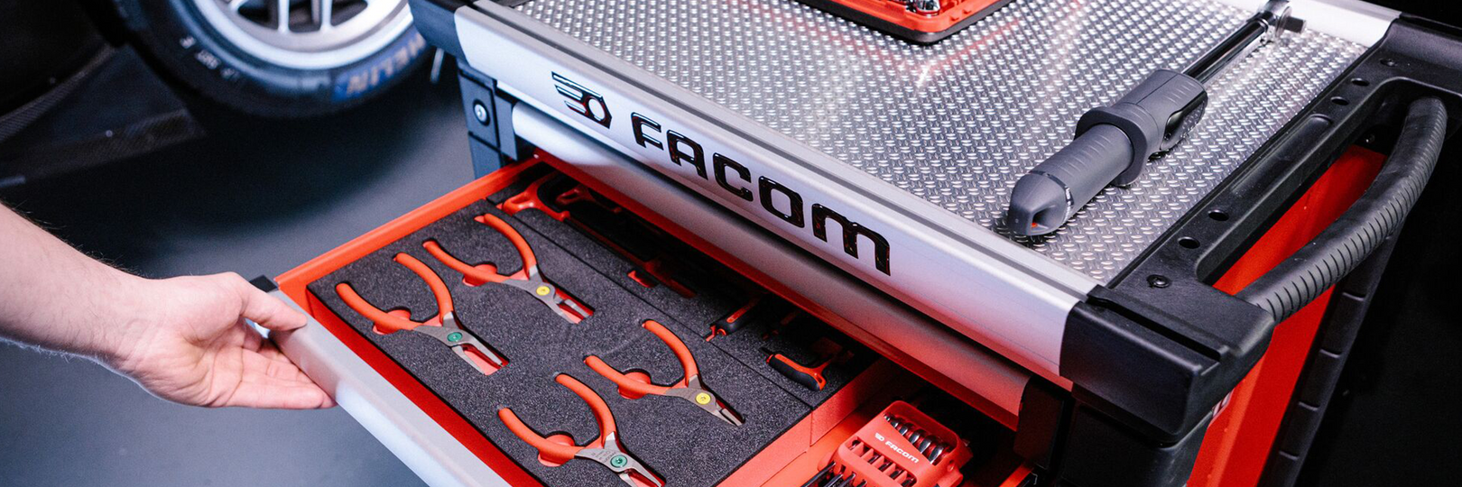 Electricité FACOM, outils et rangement professionnels – FACOM FRANCE